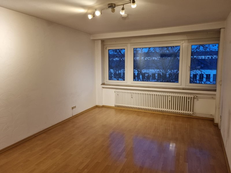 3 Zimmer, Küche, Diele, Bad, 200 m Juridicum / Rhein, ideal für 2 ...